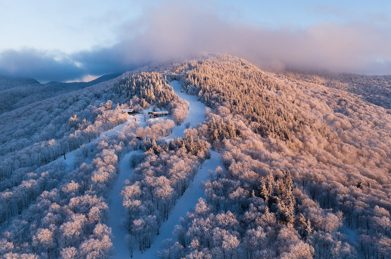 Mont SUTTON - Station de Ski au Québec dans les Cantons-de-l'Est ...